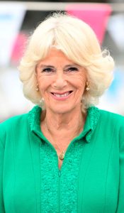 Does Queen Camilla smoke? How long did she keep the vice?