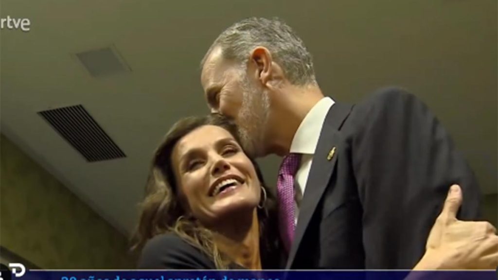 The story behind the first photo of King Felipe and Letizia