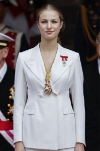 Princess Leonor's styling at the oath to the Constitution