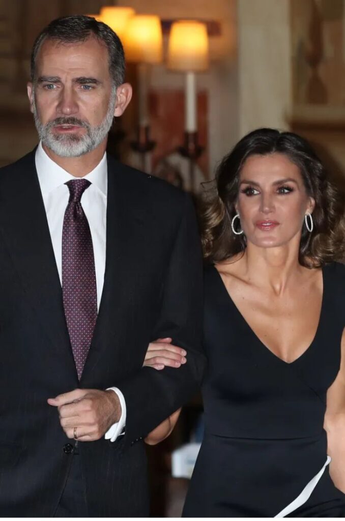 All details: King Felipe and Queen Letizia at a nightclub