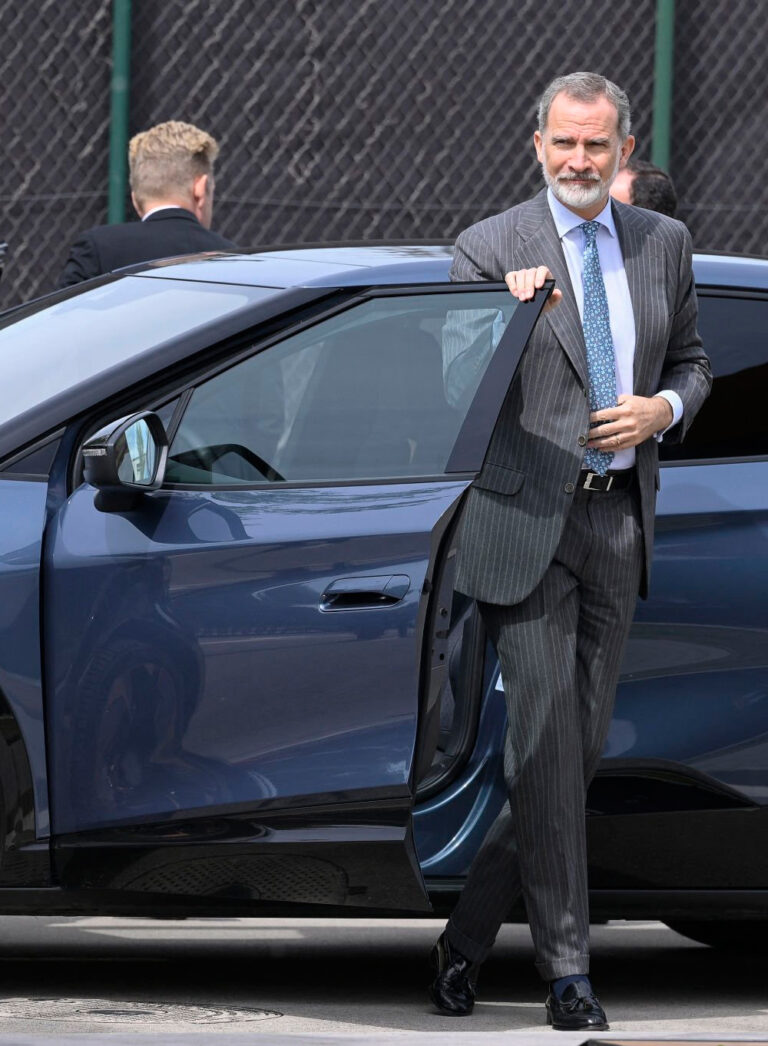 The luxurious Lexus RX: King Felipe's favorite car