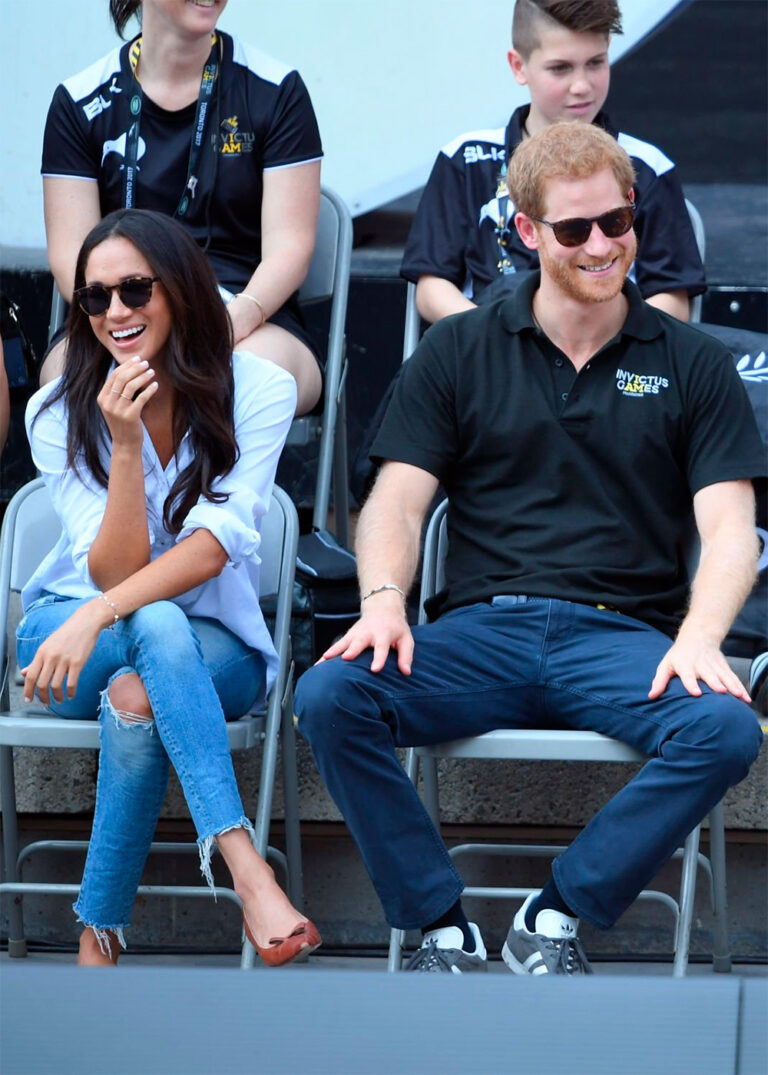 Meghan Markle and Queen Camilla: Advice During the Crisis