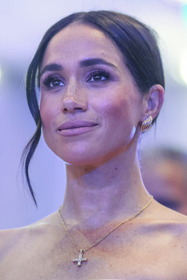 Meghan Markle wears Princess Diana's cross necklace