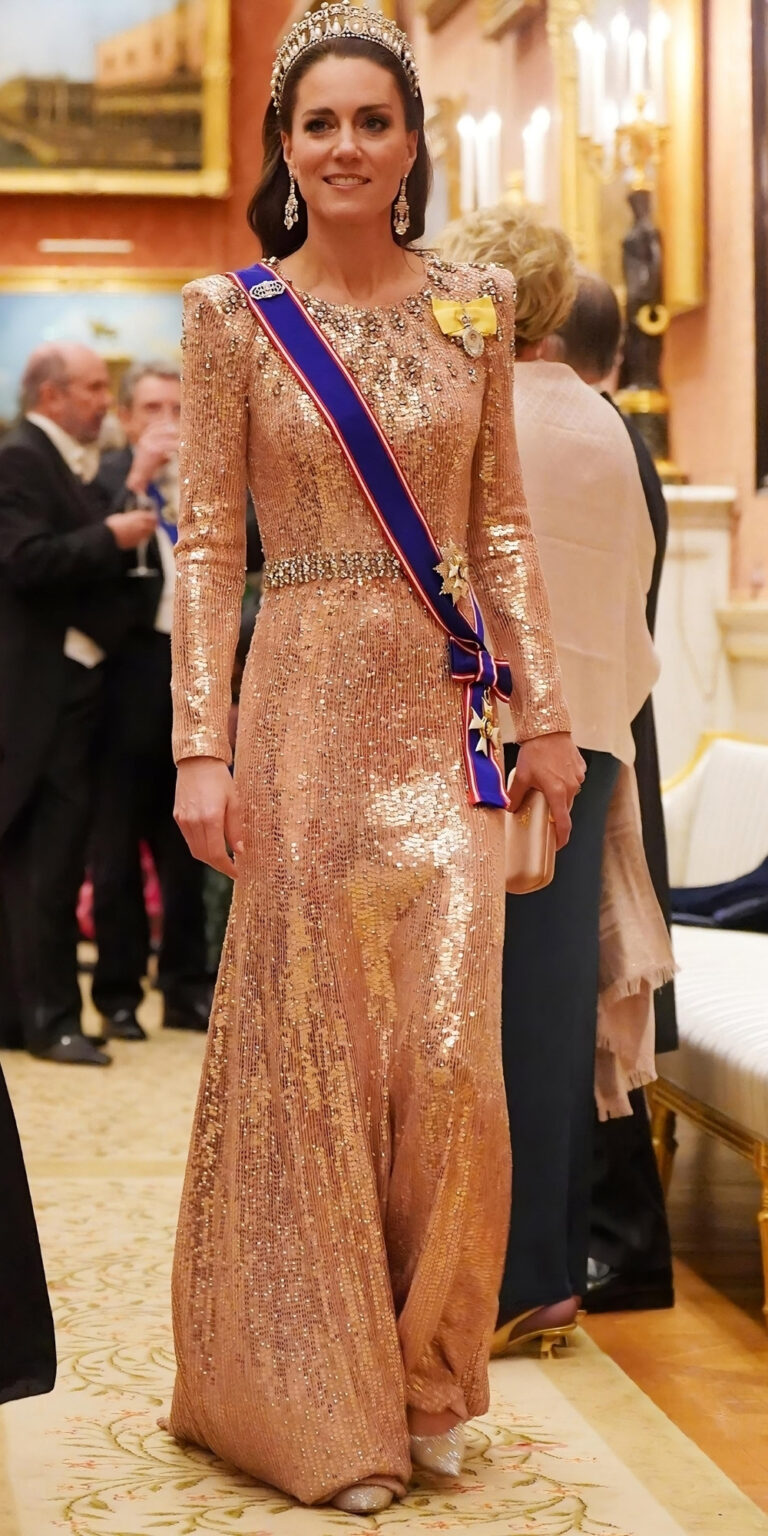 Kate Middleton Shines in Rose Pink Jenny Packham Gown at Buckingham Palace