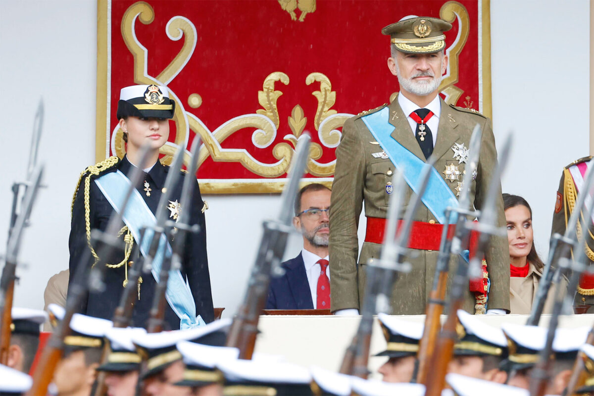 Unknown Details of Princess Leonor's Navy Gala Uniform