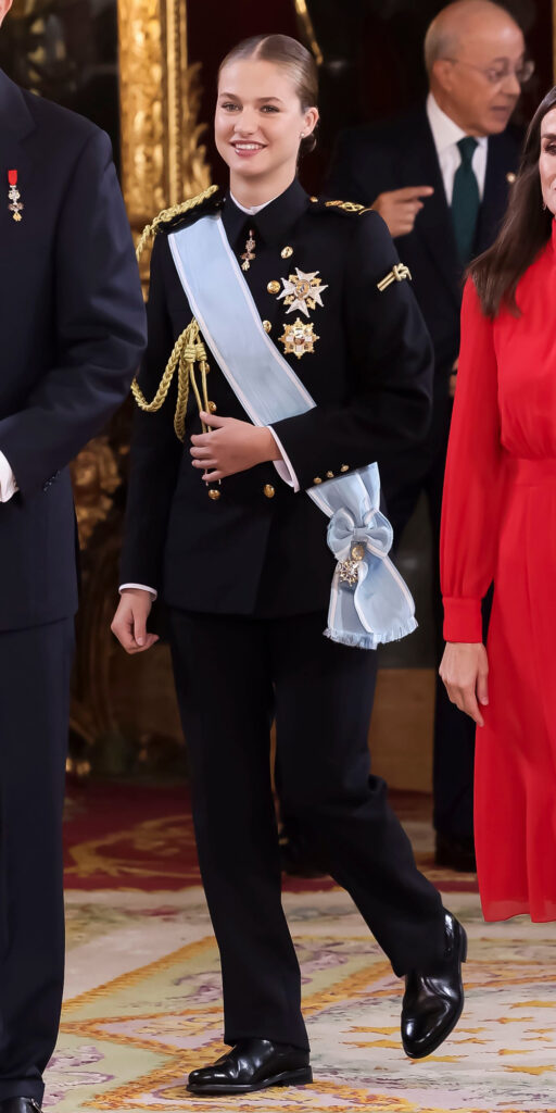 Unknown Details of Princess Leonor's Navy Gala Uniform