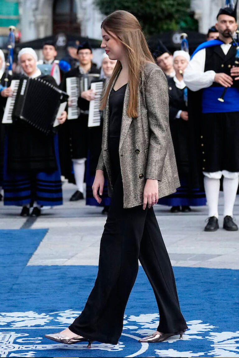 Infanta Sofia's style at the Princess of Asturias Awards 2024