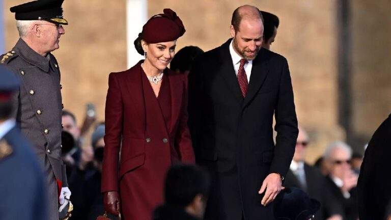 William and Kate receive the Emir of Qatar: Gestures and curtseys