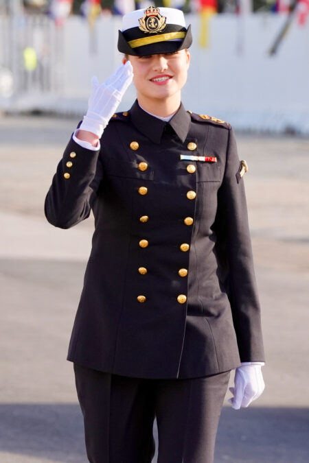 Princess Leonor on the Cover of the General Marine Magazine