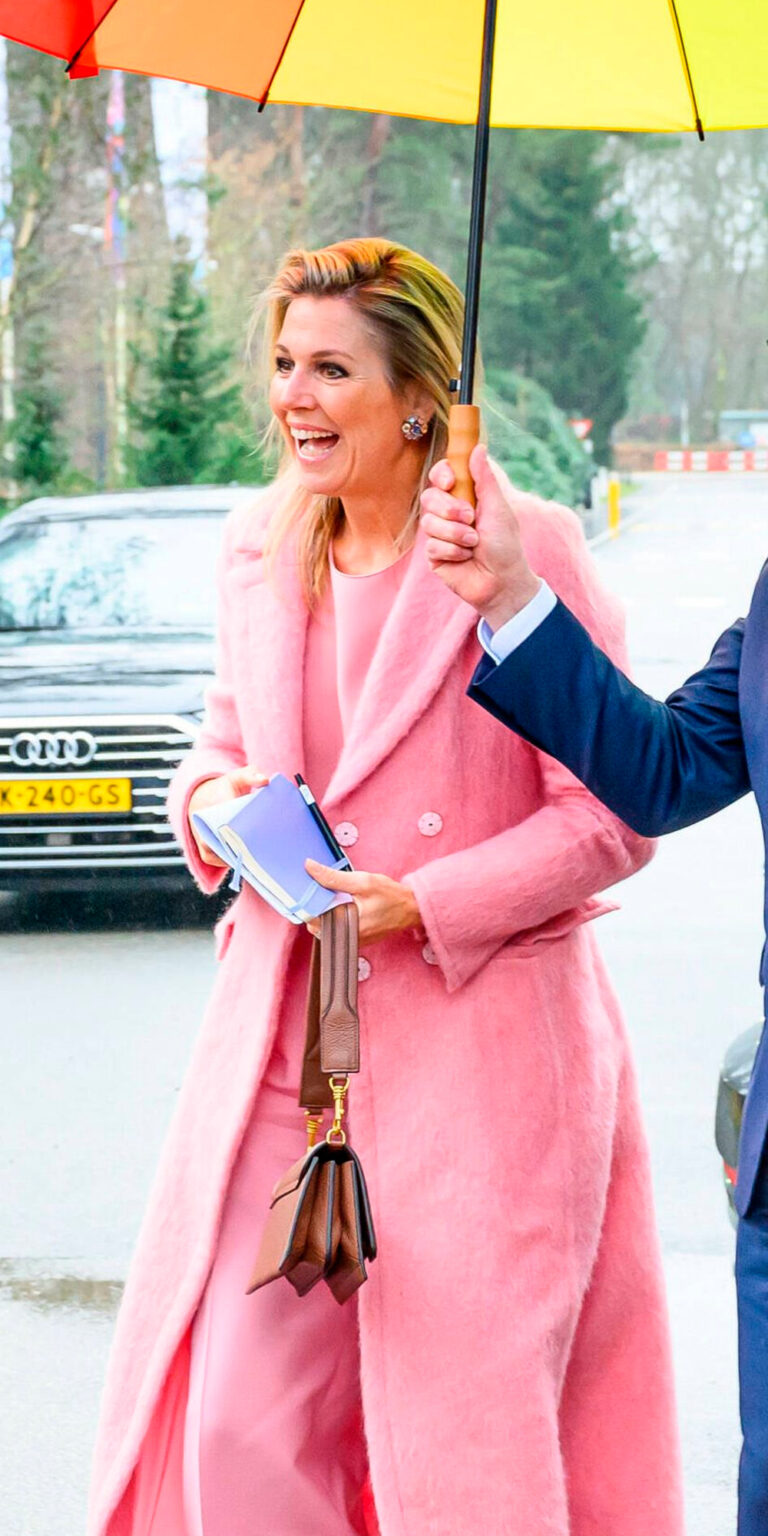 Queen Maxima in Soft Pink Oscar de la Renta Coat in Wekerom