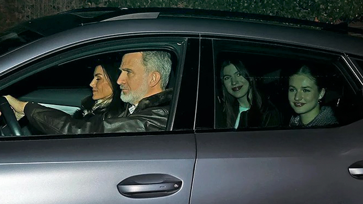 Spanish Royals' Epiphany Tradition: A Family Celebration