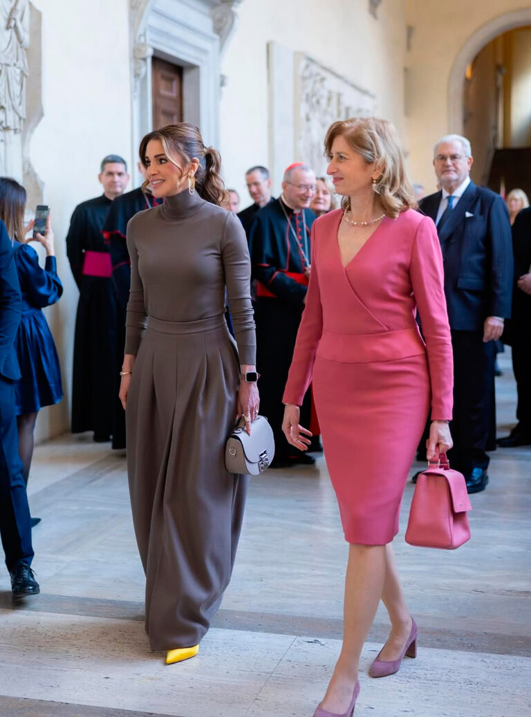 Queen Rania's style at Exhibition in Rome: Max Mara Ensemble
