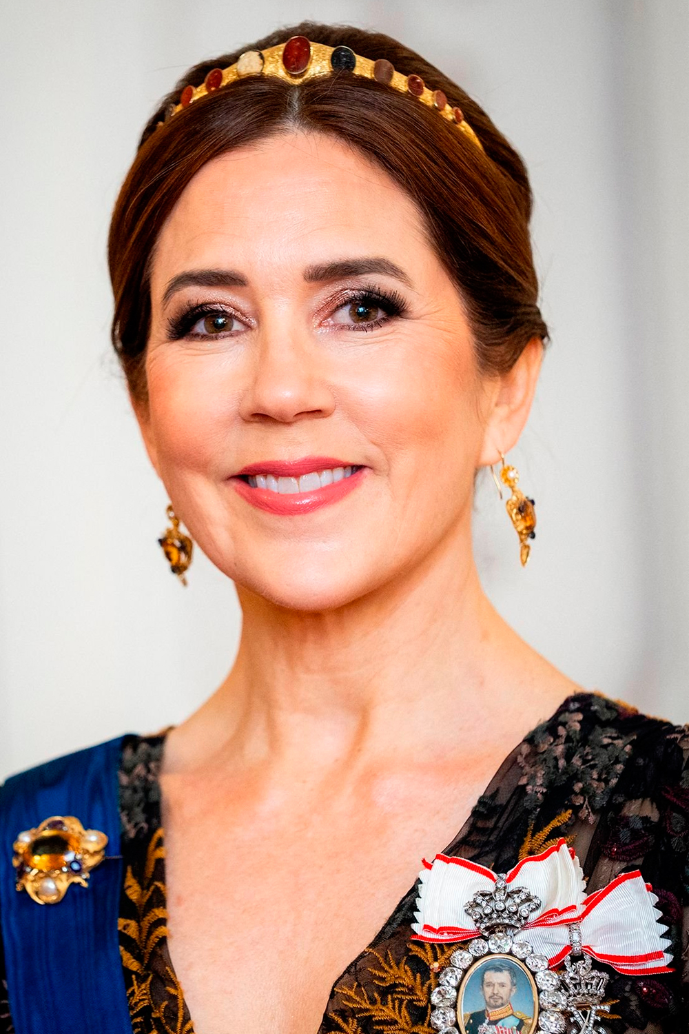 PHOTOS: Queen Mary's Style at Gala Dinner in Finland