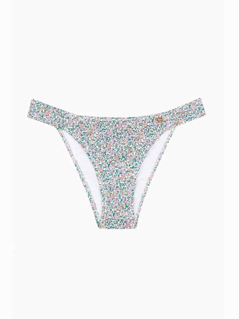 This Is the Sustainable Bikini Princess Leonor Wore on the Beach