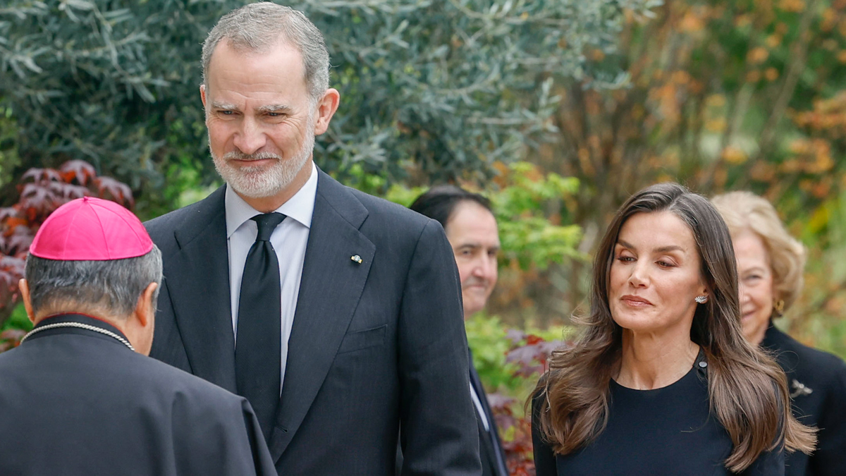 What Royals Must Wear at Pope Francis’ Funeral