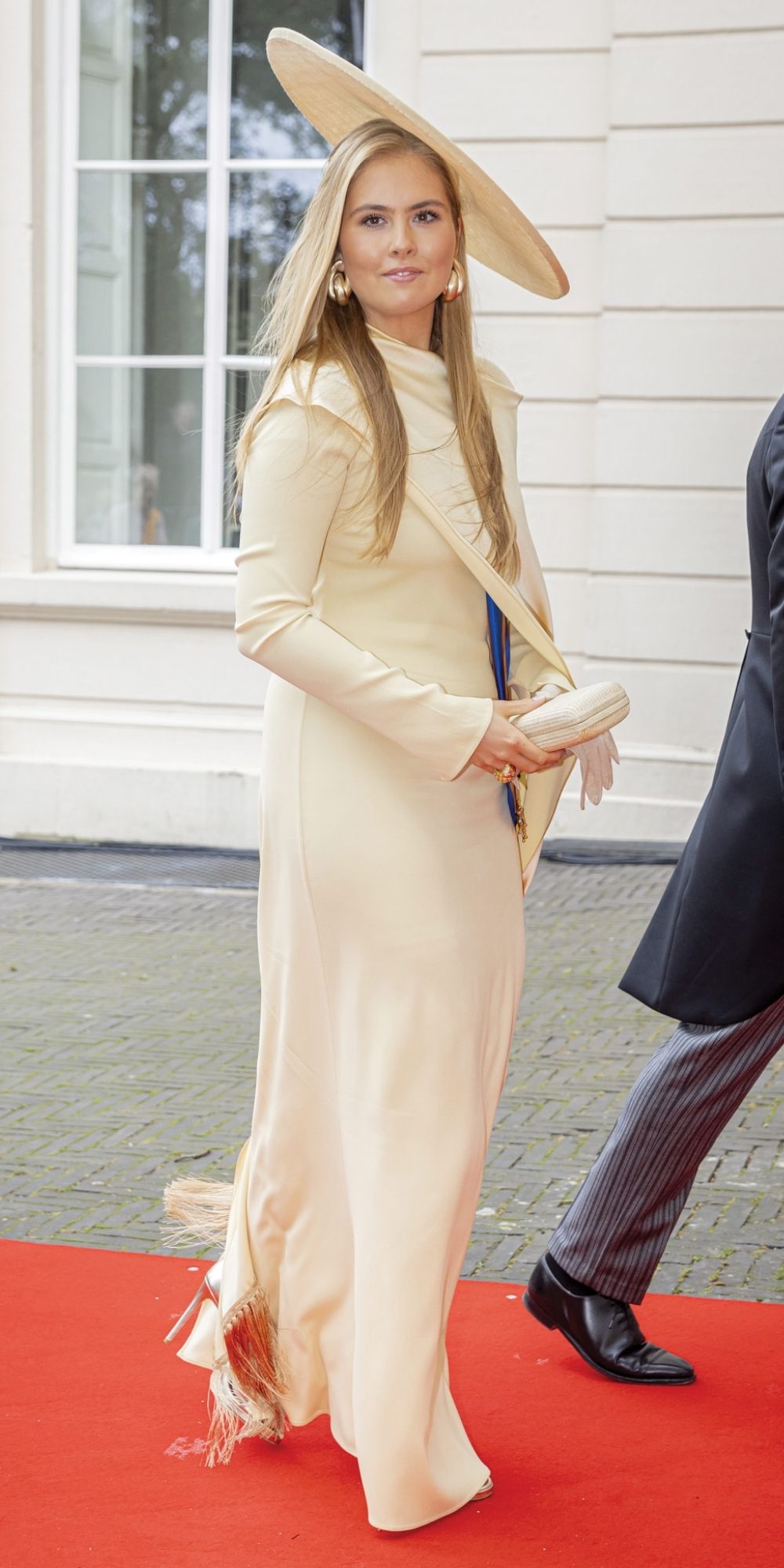 Princess Outfit Ideas: Princess Amalia's Vibrant Yellow Royal Look